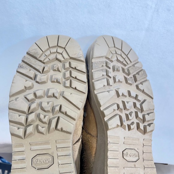 U.S. Army | Shoes | Hot Weather Army Combat Boots Coyote Mens 25r Made In Usa Vibram Soles ...